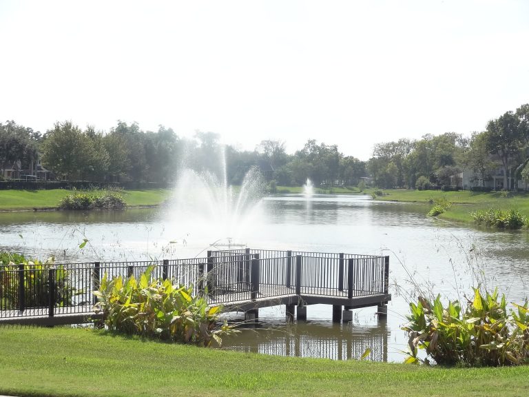Sienna Plantation - by Local Area Expert Sheila Cox